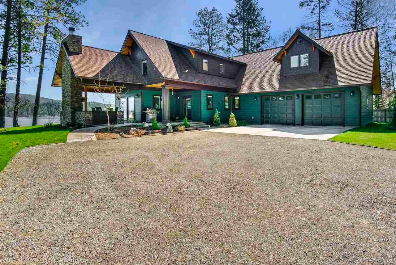 Luxurious Waterfront Estate on the Ponderay River